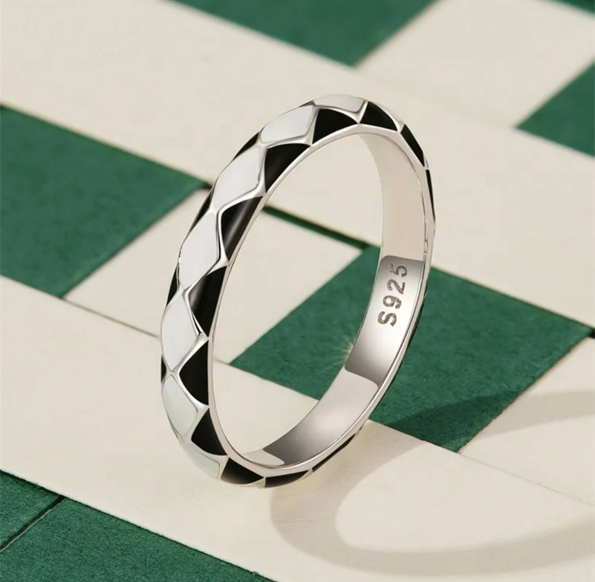 Checker Ring – Luna Divina Co.